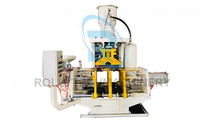 Sand core shooting machine