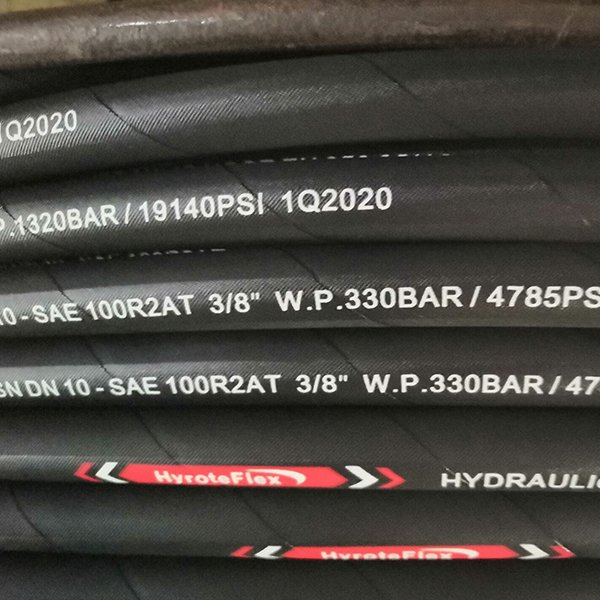 SAE 100R2AT / DIN EN853 2SN